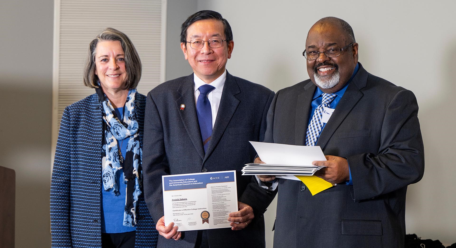 Four ACUE-Credentialed Faculty Members Earn Teaching Excellence Awards ...