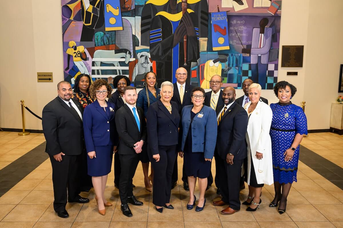A&T Honors 12 Distinguished Alumni at Fall Convocation during ...